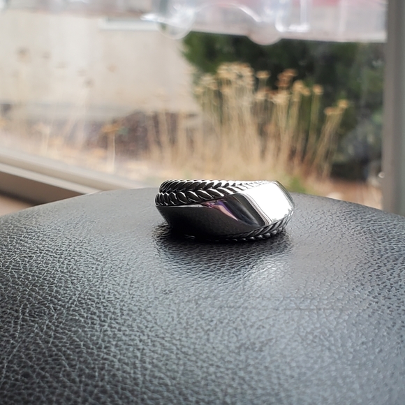 John Hardy | Jewelry | John Hardy Jai Ring Size Could Be For A Man Or A ...